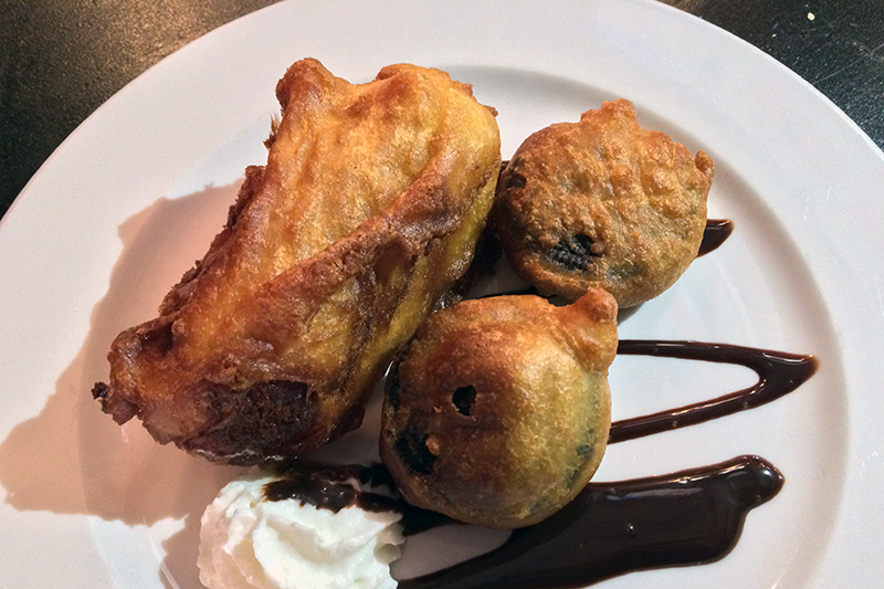 Beer-Battered Desserts At The Craftsman Ale House: Are They Worth The ...