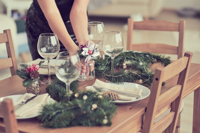 9 Savvy Tips for Hosting a Great Holiday Party